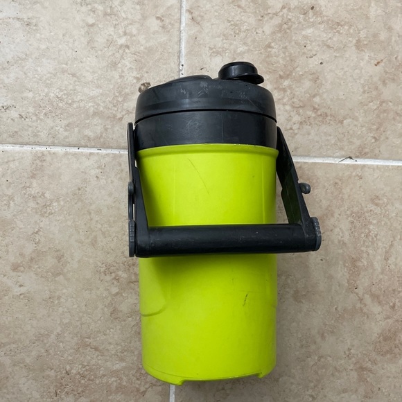 ilogo | Storage & Organization | Igloo 2 Gallon Beverage Cooler Water ...